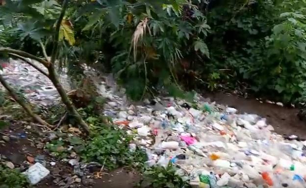Río de plástico | Hoy
