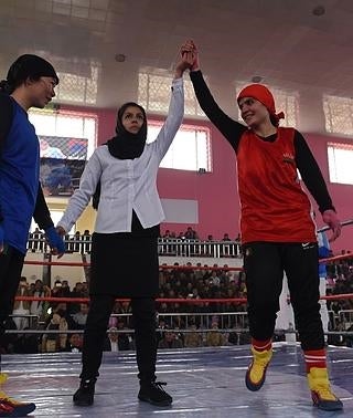 Sadaf Rahimi, la joven boxeadora que planta cara al patriarcado afgano ...